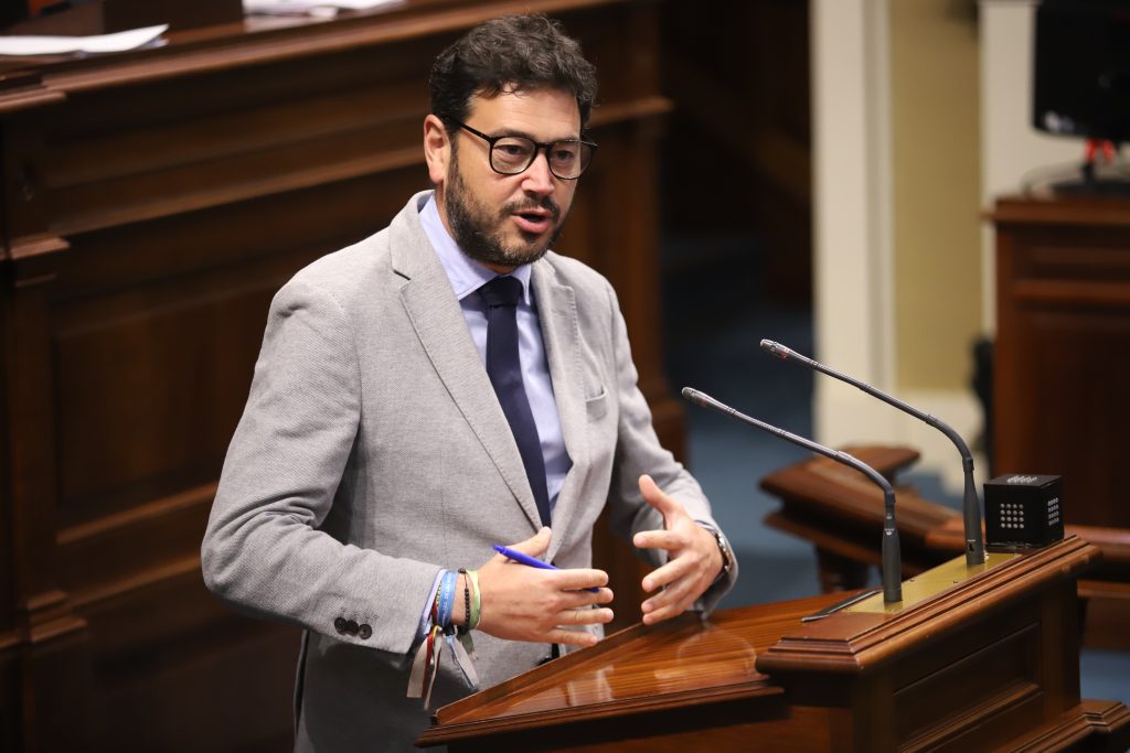 El PP logra el apoyo del Parlamento para declarar a la Guardia Civil y ...