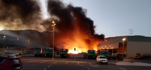 Última hora Tenerife incendio en el complejo de residuos de Arico - CN8 ...